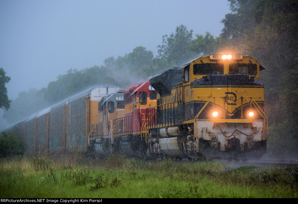 FEC 103 716 (Heritage) 710 on Train 101 in Driving Rainstorm